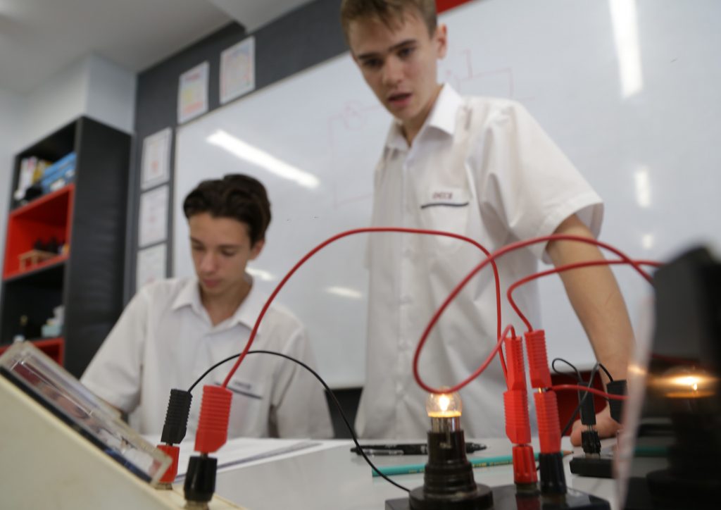 Physics - Coffs Harbour Christian Community School